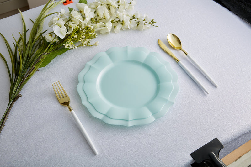 Pearl Mint Waved Plastic Plates Set- Luxe Party – Luxe Party NYC